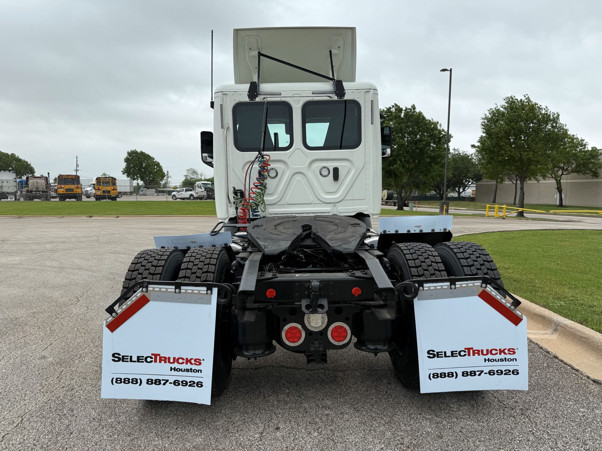 Inventory – SelecTrucks of Houston